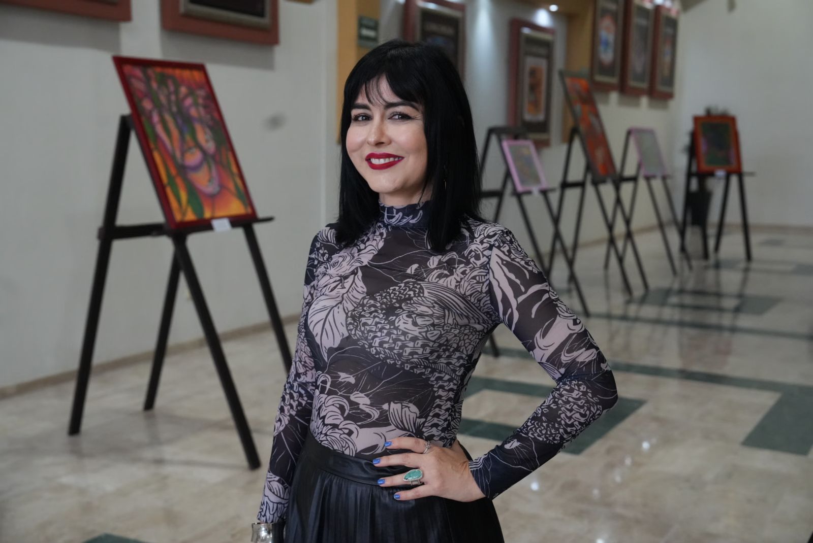 Marisol Quiñónez plasma su arte con la exposición «Mujer, diosa de ...